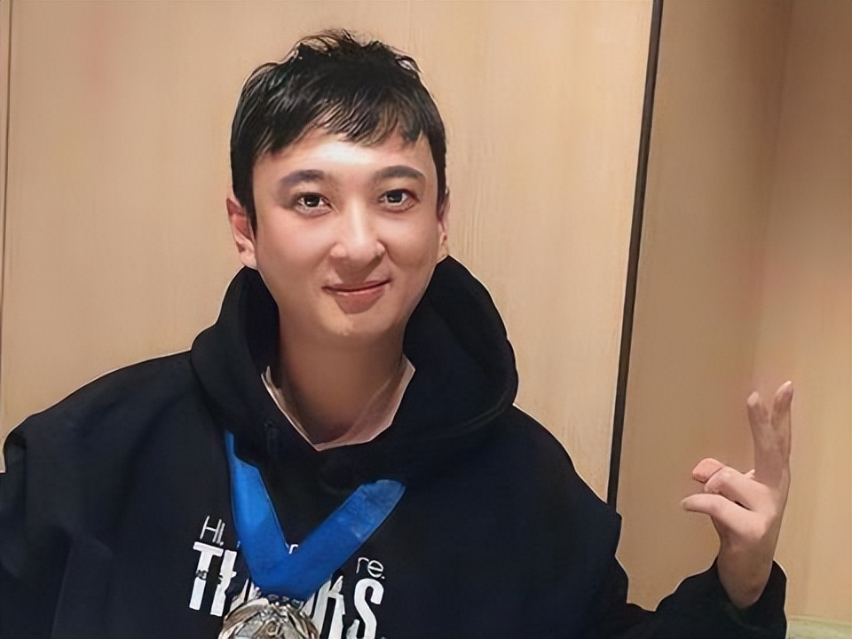 Internet celebrity Sun Yining suspected of plastic surgery?Compared ...