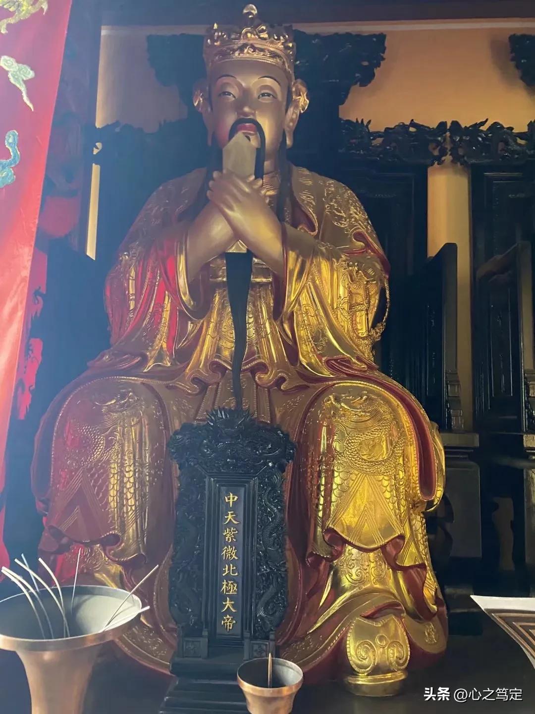 Taoist Immortals in Repaying Kindness and Zhenqing Temple - iMedia