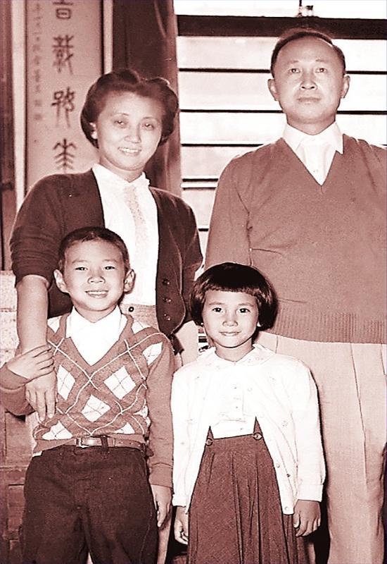 Introduction to Jiang Ying Jiang Ying and Qian Xuesen's children - iNEWS