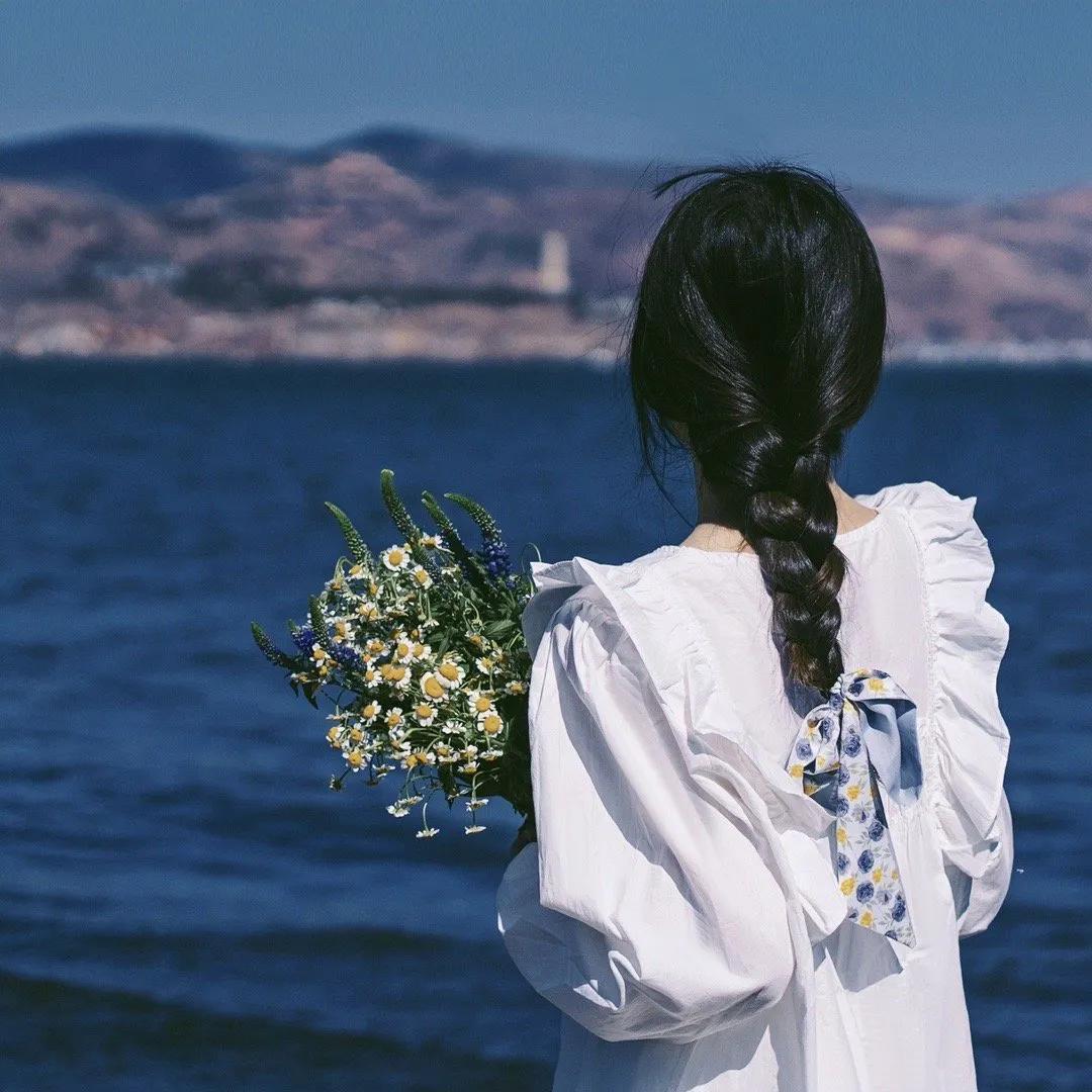 "The sea greets the sun first, the Milky Way reverses the stars" those ...