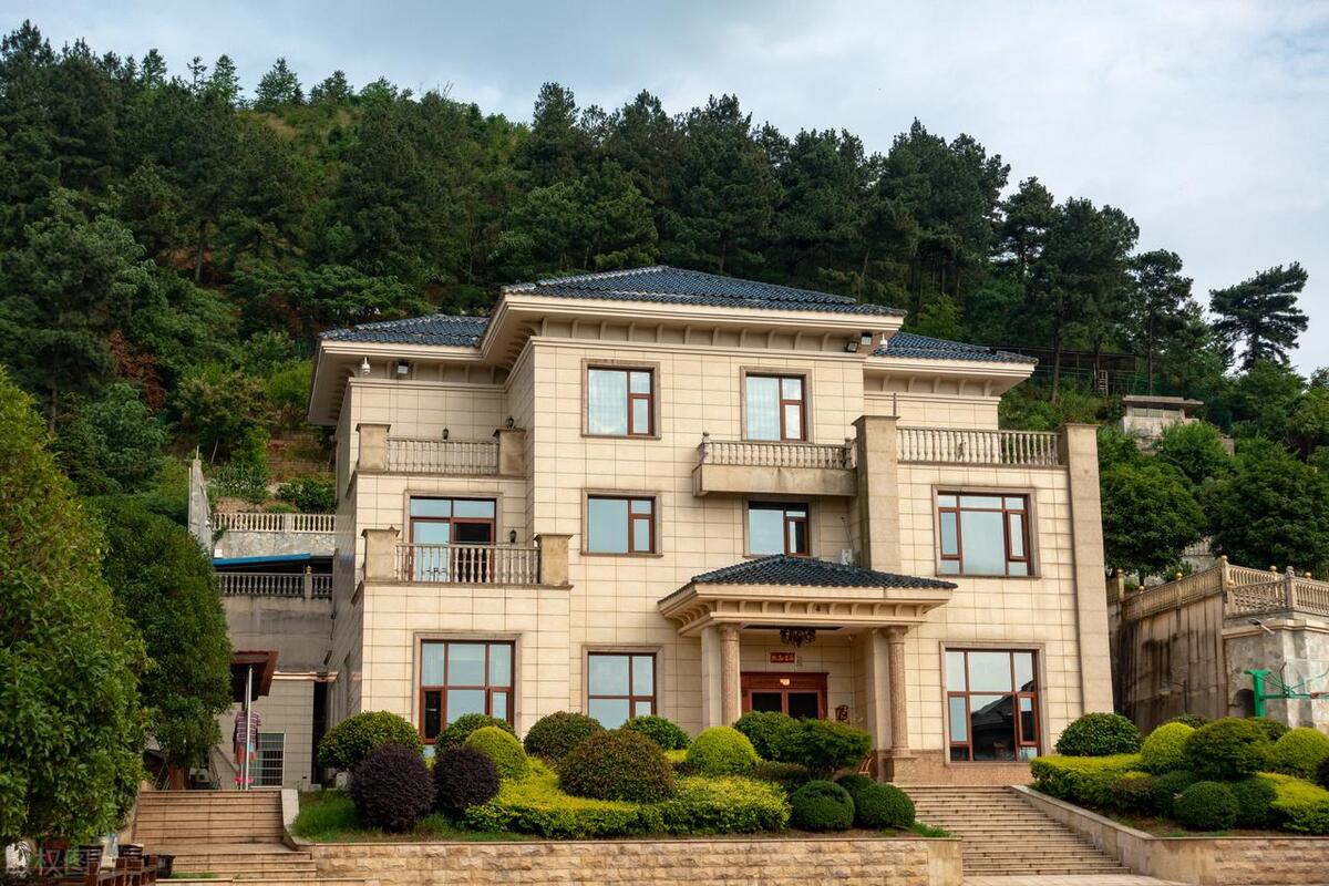 Rural Build Your Home: A Stunning Country Paradise - iNEWS