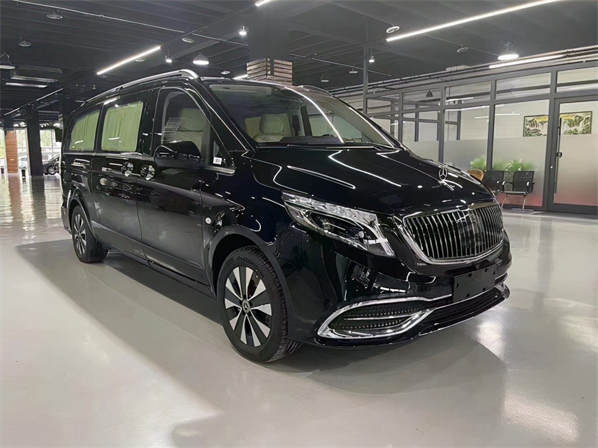 Mercedes-Benz Vito flat-top customized modification, super cost ...