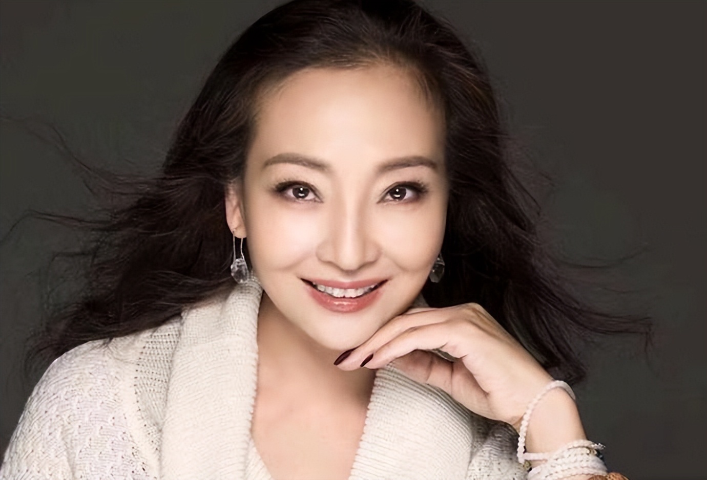 Ma Ling: The first sexy person in the 1990s, the French ambassador was ...