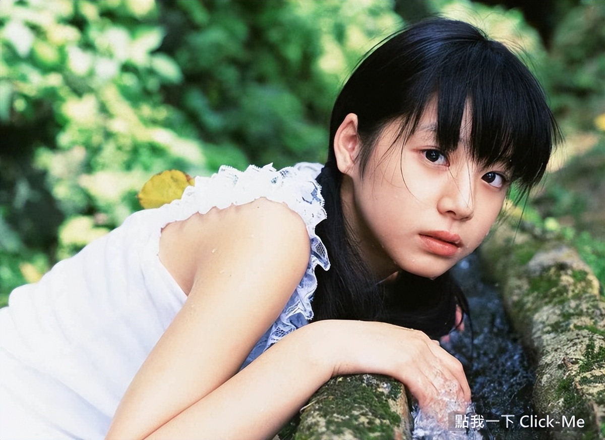 Super cute and pure girl "Xia Fan" - iNEWS