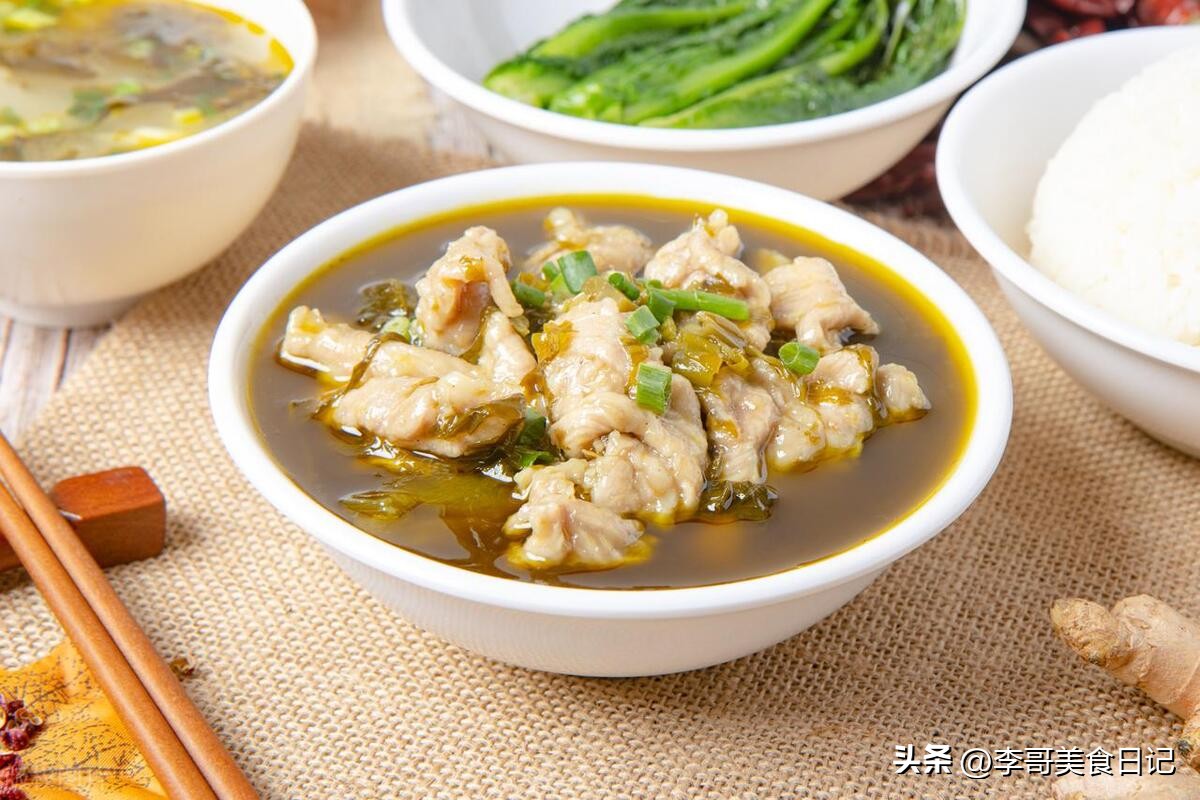 Sauerkraut Pork: An excellent choice to relieve greasy food and satisfy ...