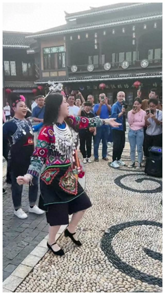 Tang Yi: The real appearance of Xiangxi rehearsal is 1.5 meters tall ...