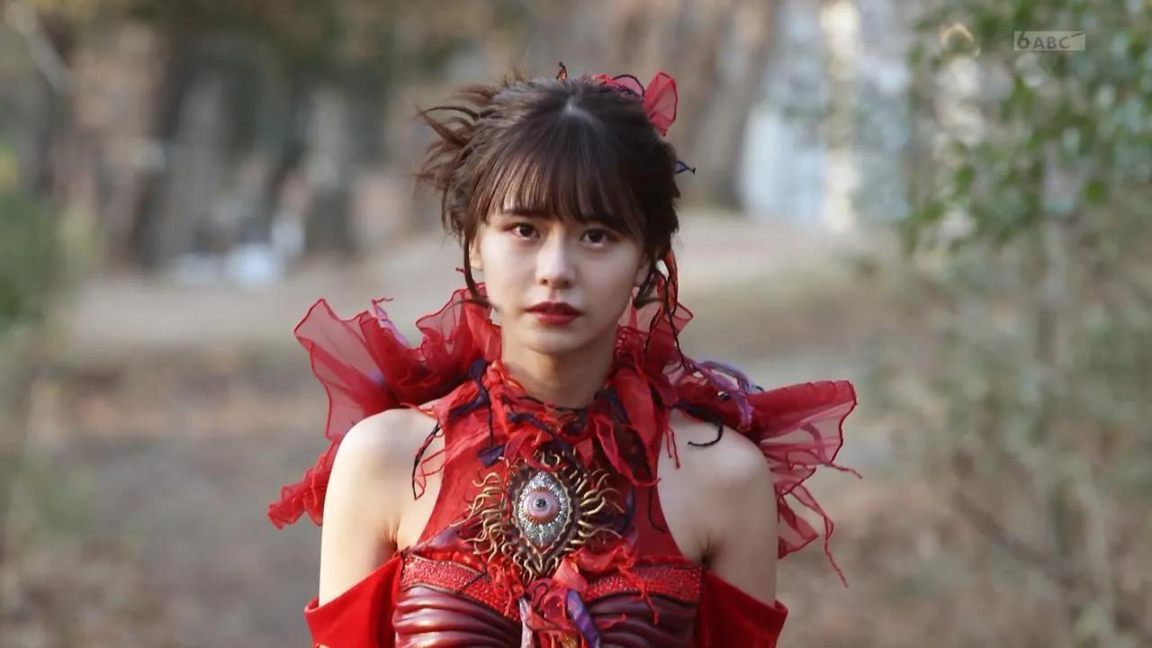 Kamen Rider Revice: Aguilera, a queen who makes people willing to ...