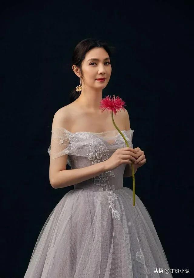 Hong Xin's official divorce: revealing the fragility and tenacity of ...