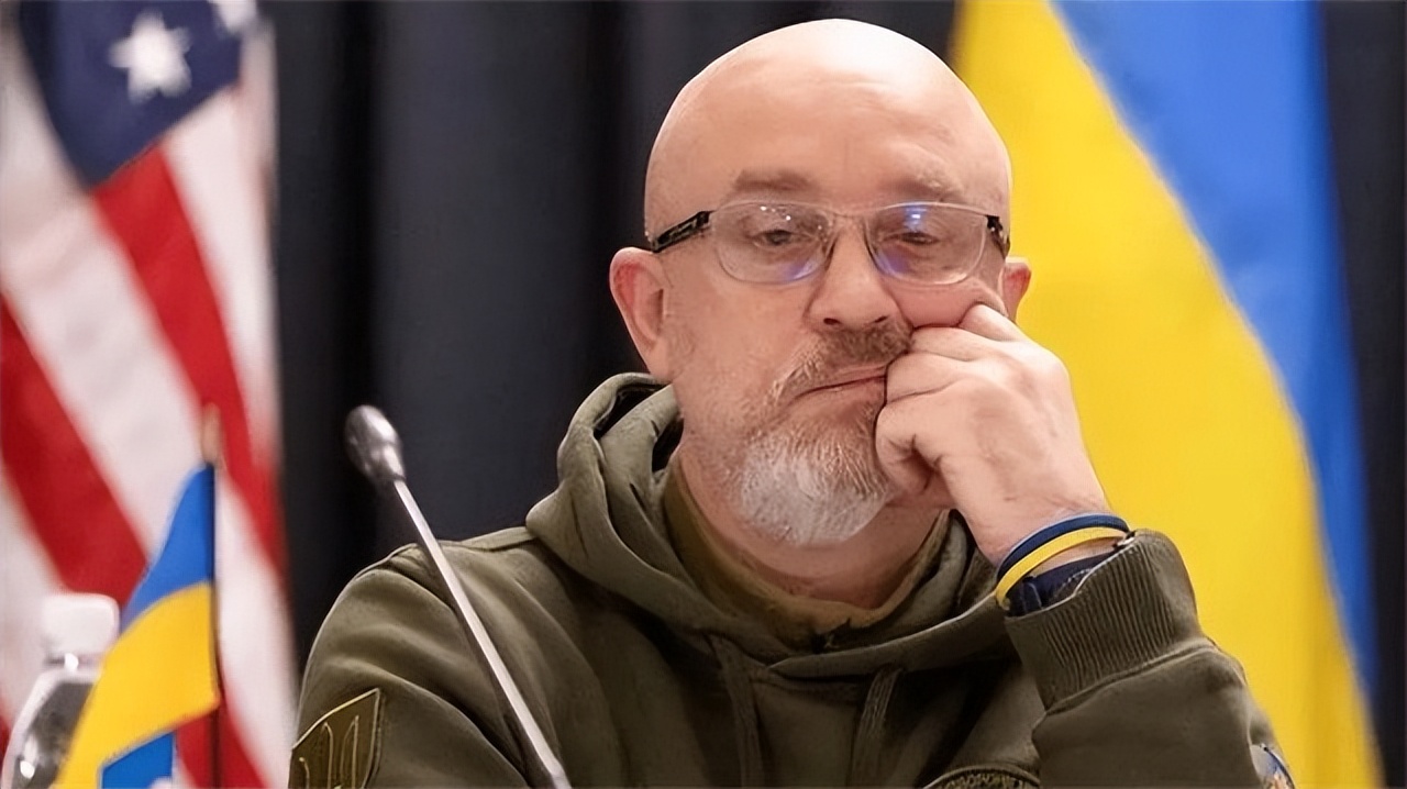 Hate the people of Donbass, marry his daughter's subordinate, Zelensky ...