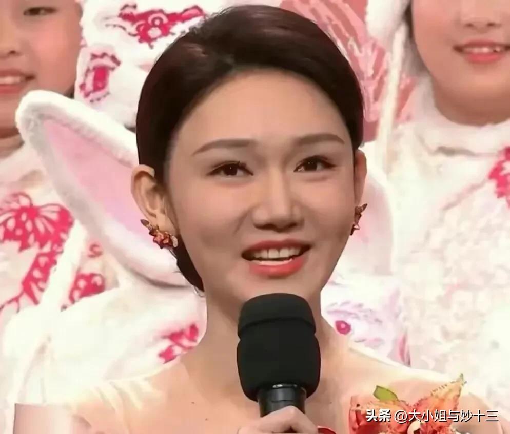 The ratings of the Spring Festival Gala are out!The hostess does not ...
