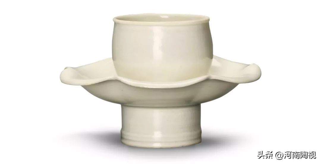 "Understanding" the Simple Beauty of Song Porcelain - iNEWS