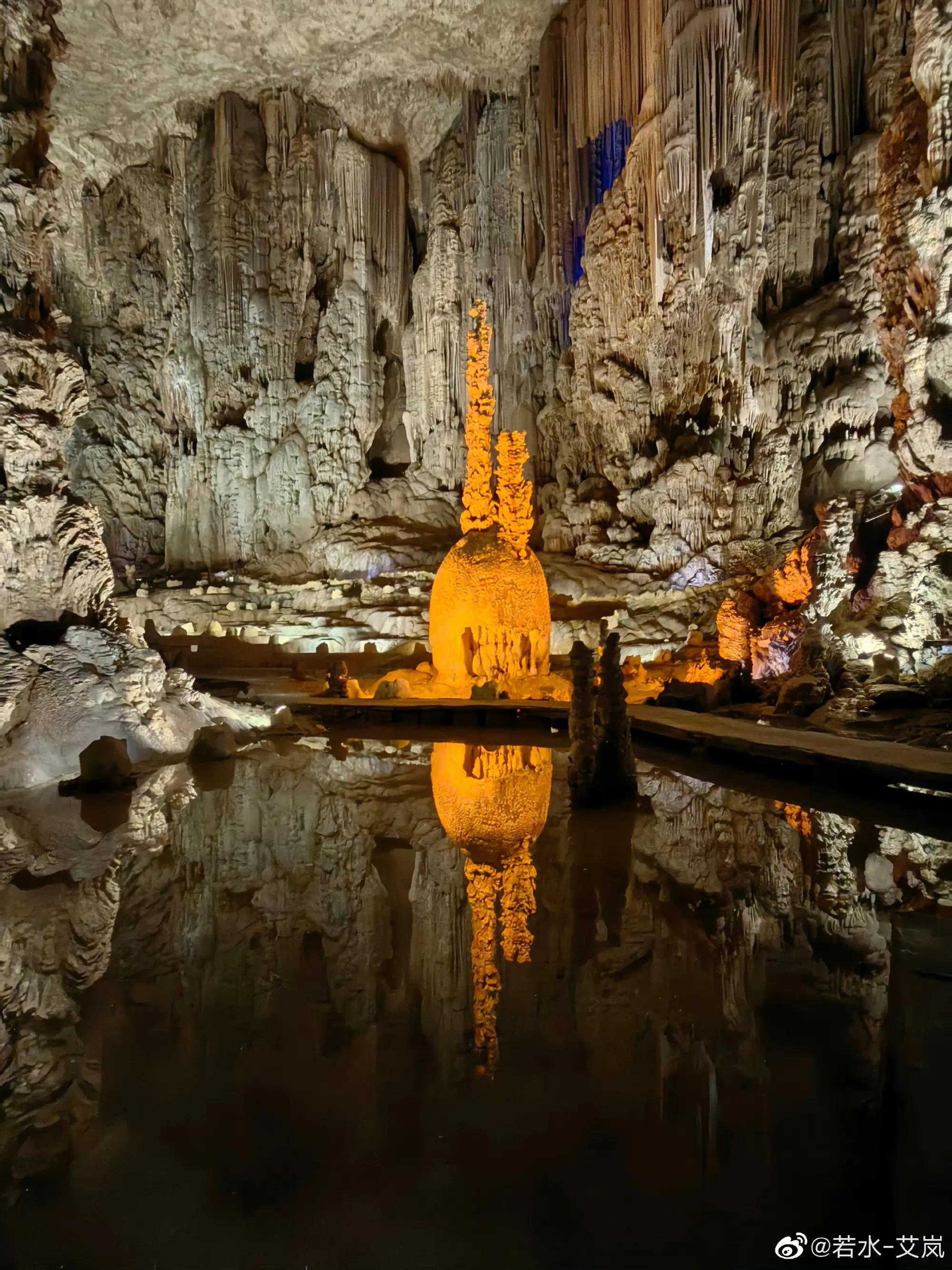 Punch in the King of Chinese Karst Caves ~ Zhijin Cave in Bijie - iMedia