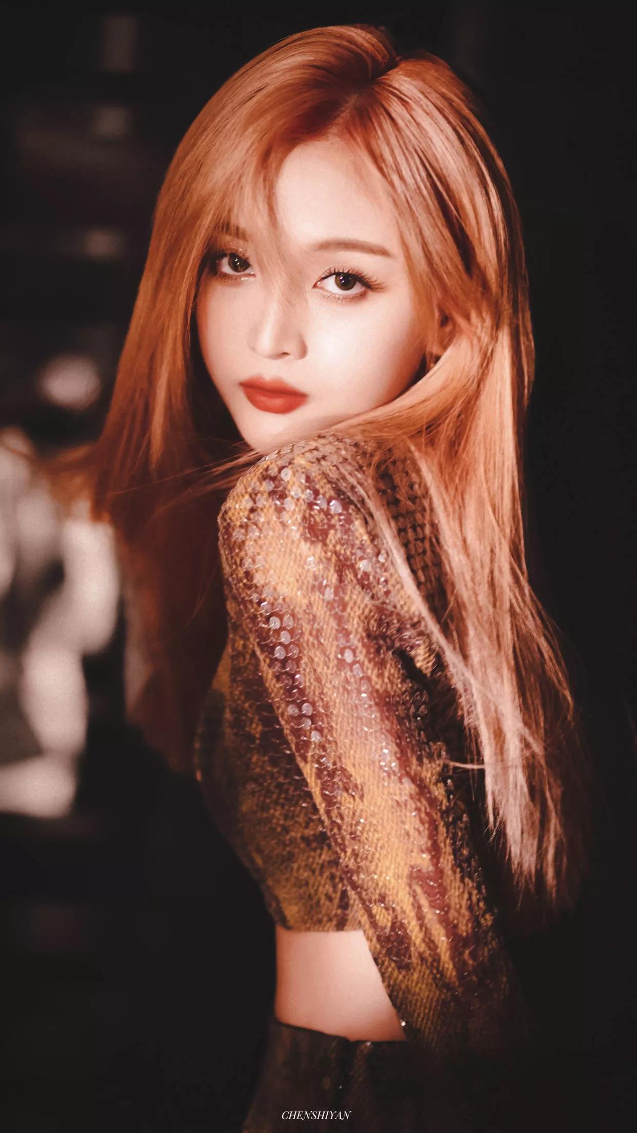 Star Wallpaper-81-Yu Yan-Song Zuer - iNEWS