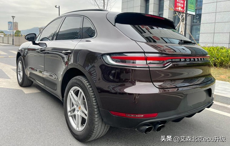 2.0T Porsche Macan brushes ECU to release potential performance, improve shifting, and enhance ...