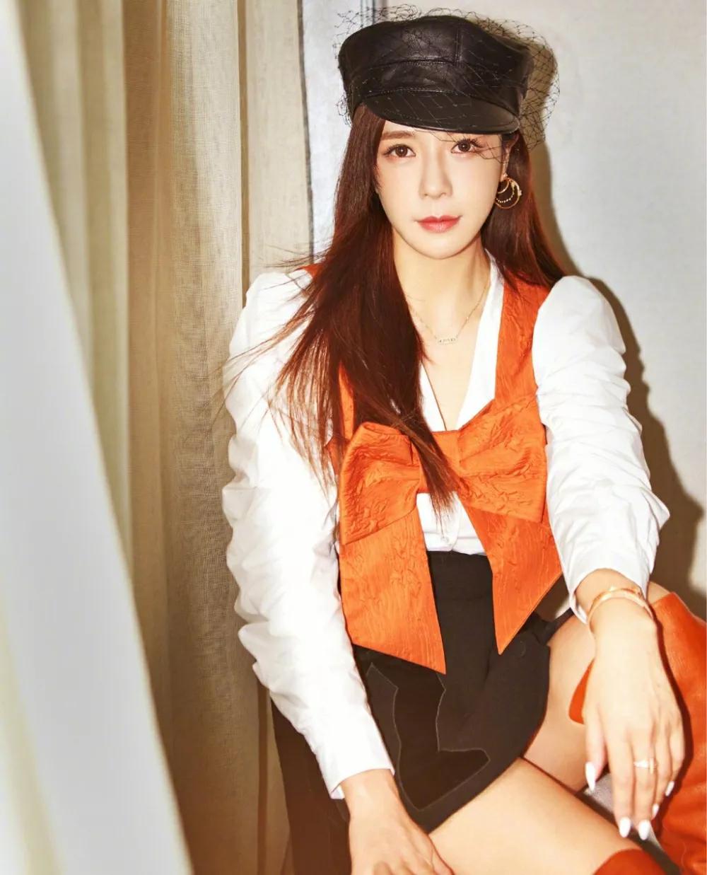 Zhou Weitong is very hot - iNEWS