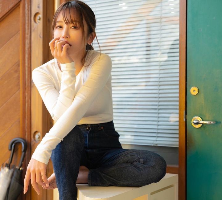 Body foul makes people blush and heartbeat Japanese hot girl Ikumi ...
