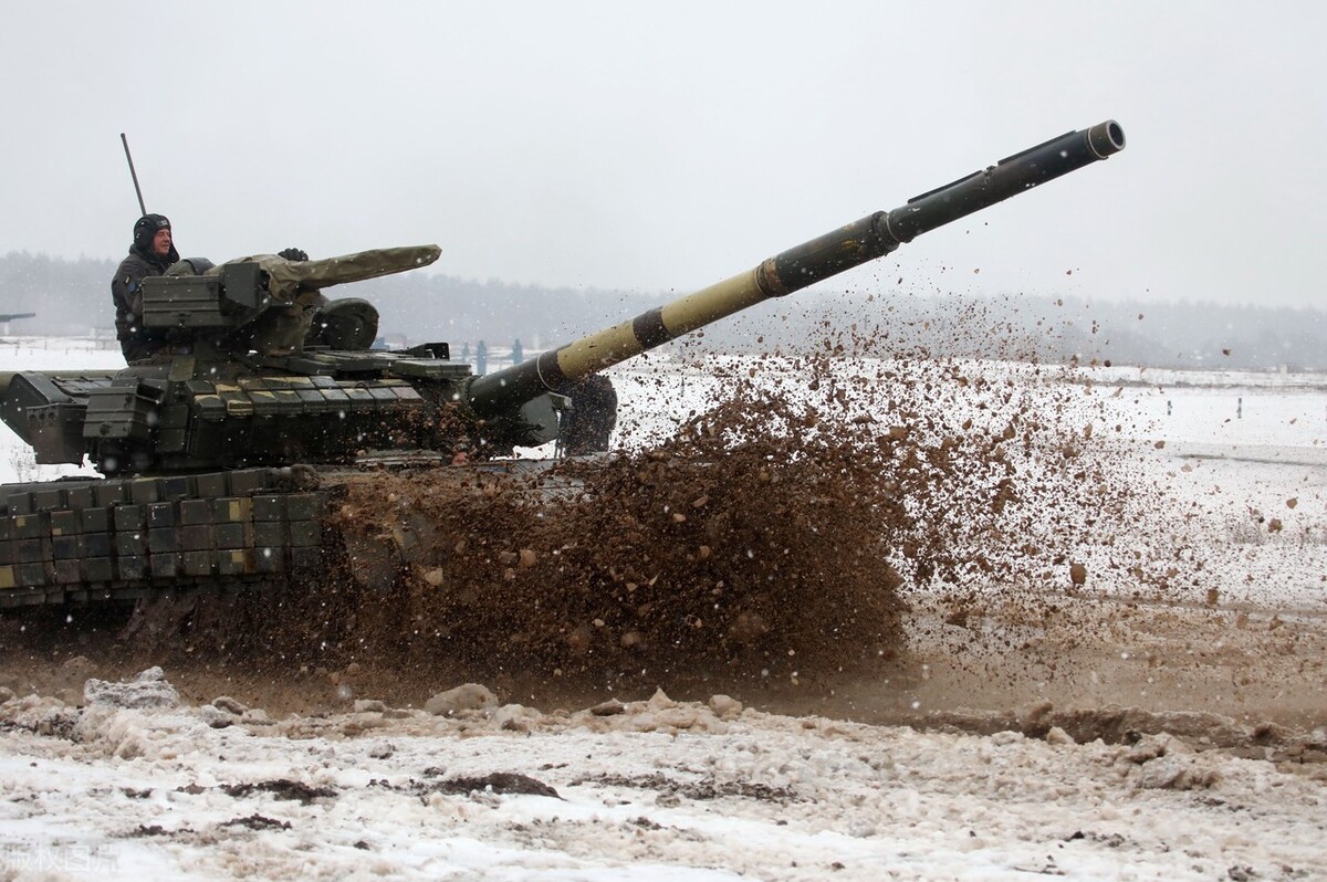 Little military knowledge I know - ZTZ-96 tank - iNEWS