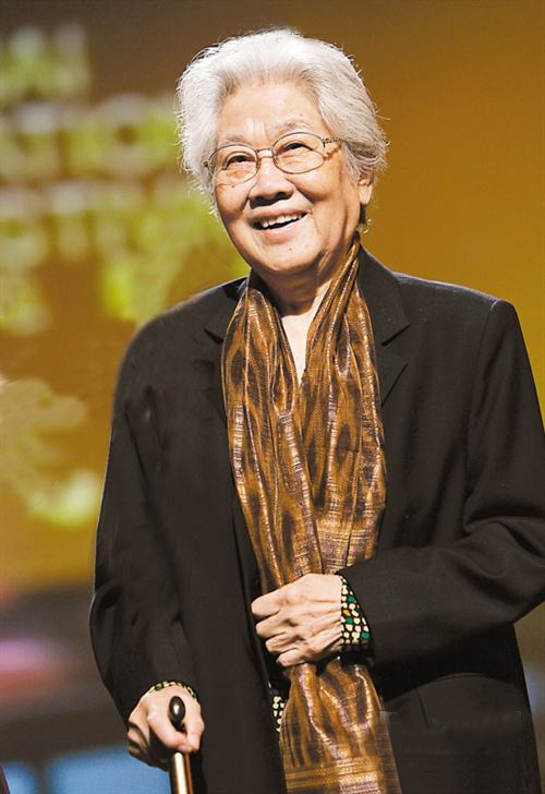 Zhang Ruifang: separated from his first love at the age of 19, married ...