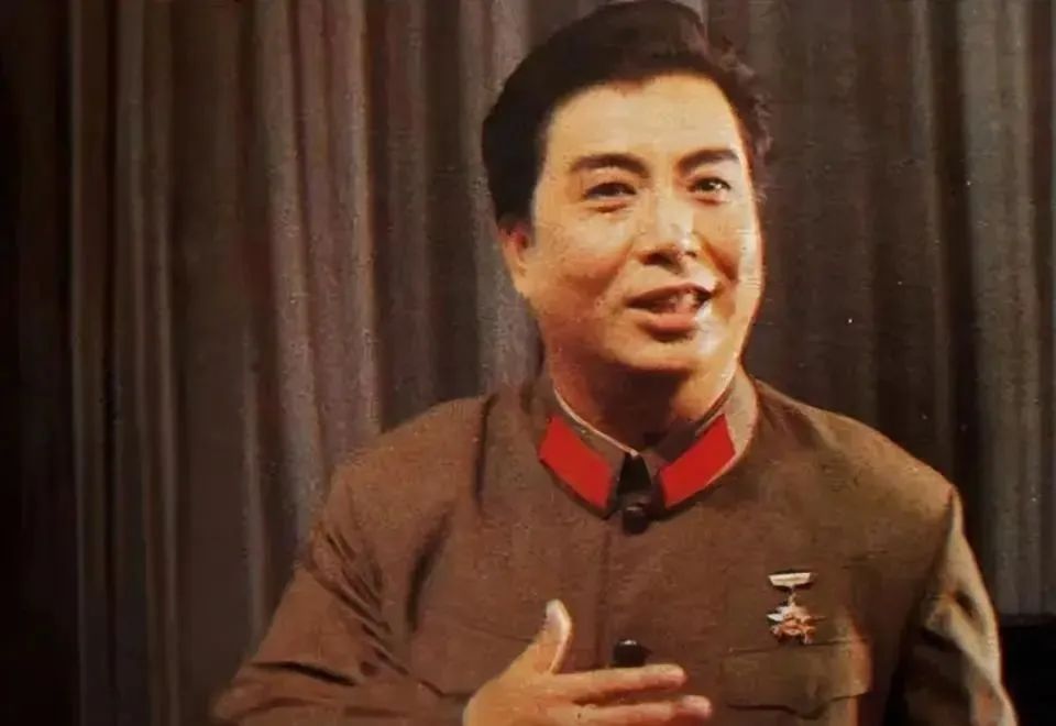 Li Shuangjiang is admirable at the age of 84, and Yang Hongji's ...