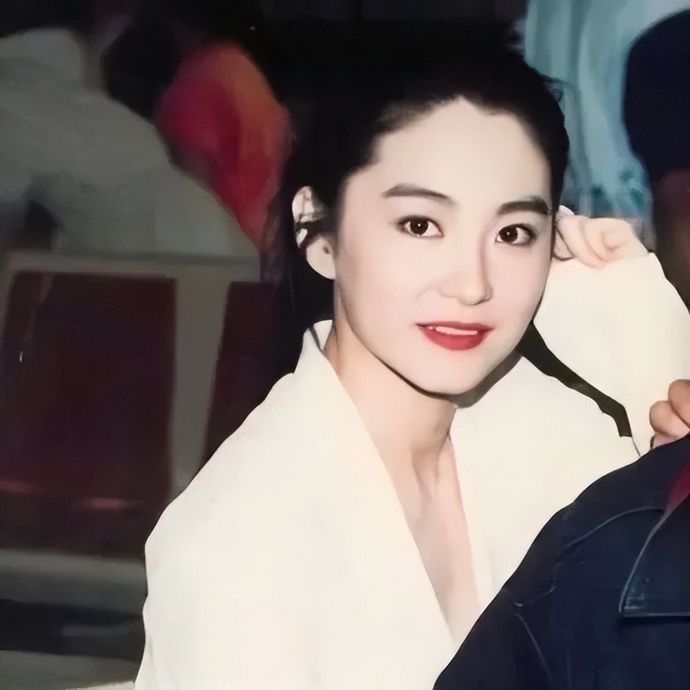 In the era when the "Internet celebrity face" was popular, which Hong ...