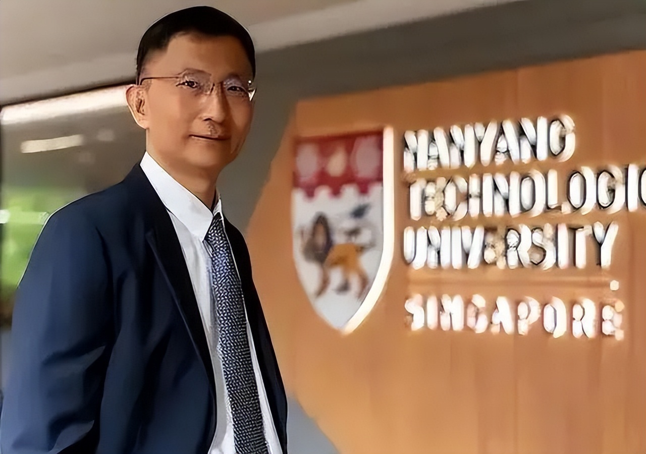 Cry America! The reason why Chinese child prodigy became a US citizen ...