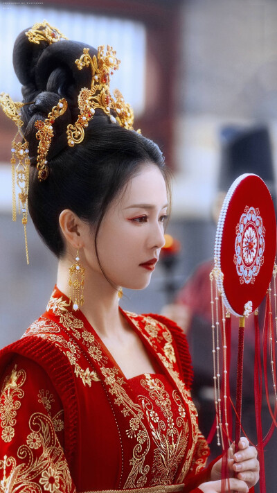 Bailu: The most successful Taobao model, after becoming famous, she ...