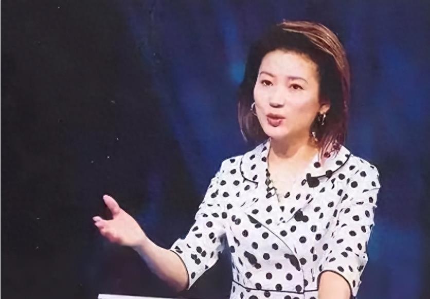 Two marriages failed, Wang Xiaoya's legendary life experience - iMedia