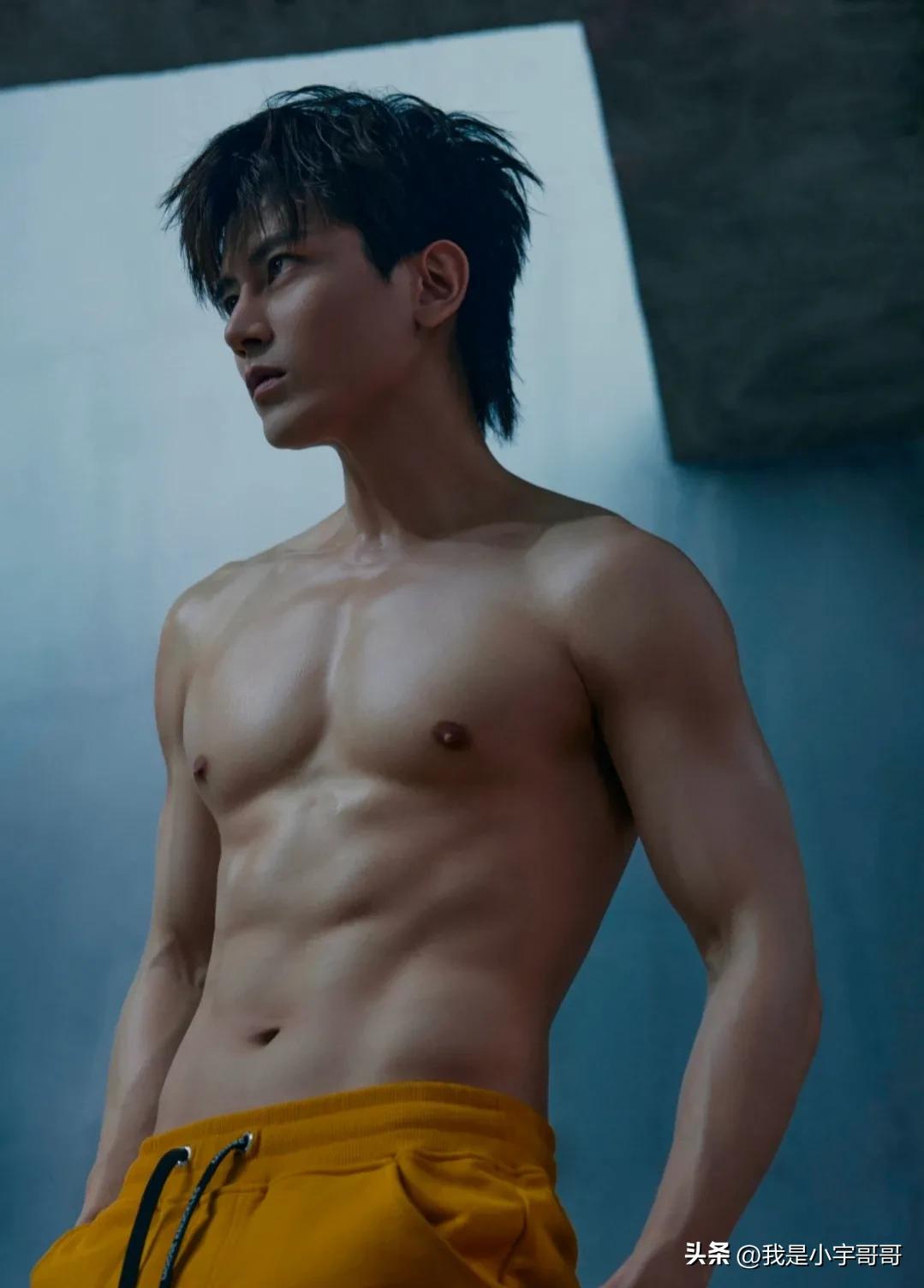 Sun Zujun, played by Shen Ruzhuo in the hit drama "Menghualu", appeared ...