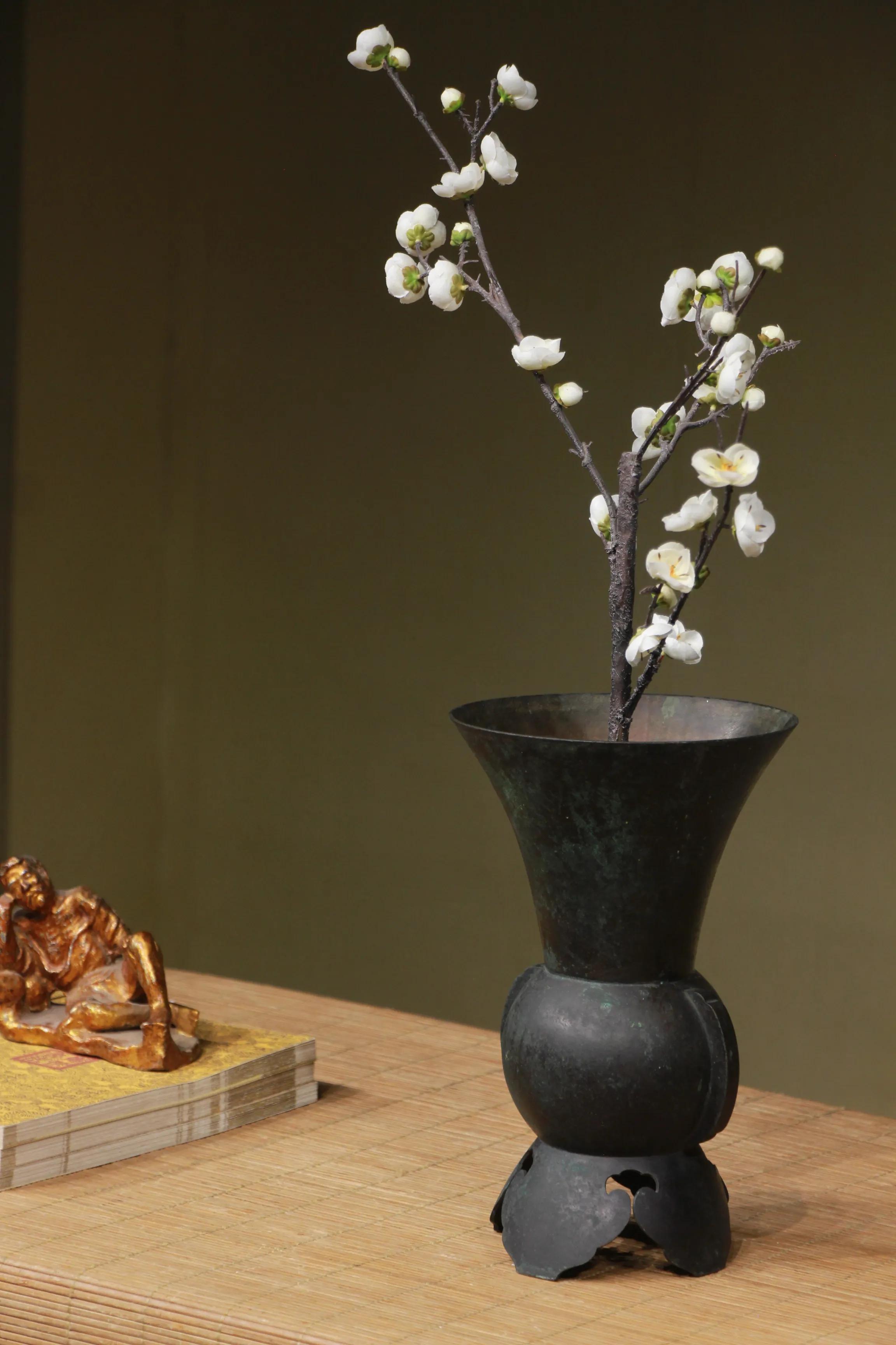 flower goblet - iNEWS