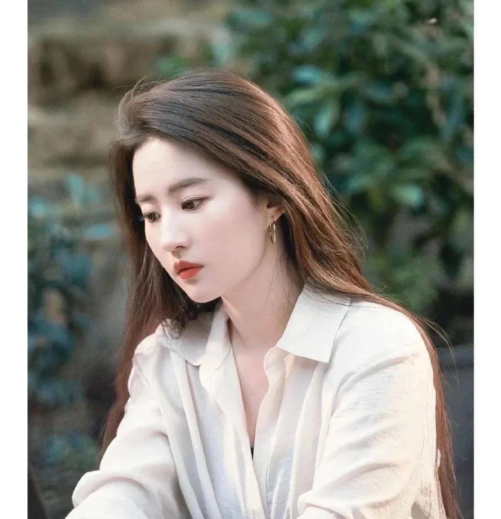 Immortal sister Liu Yifei official announcement: It turned out to be Li ...