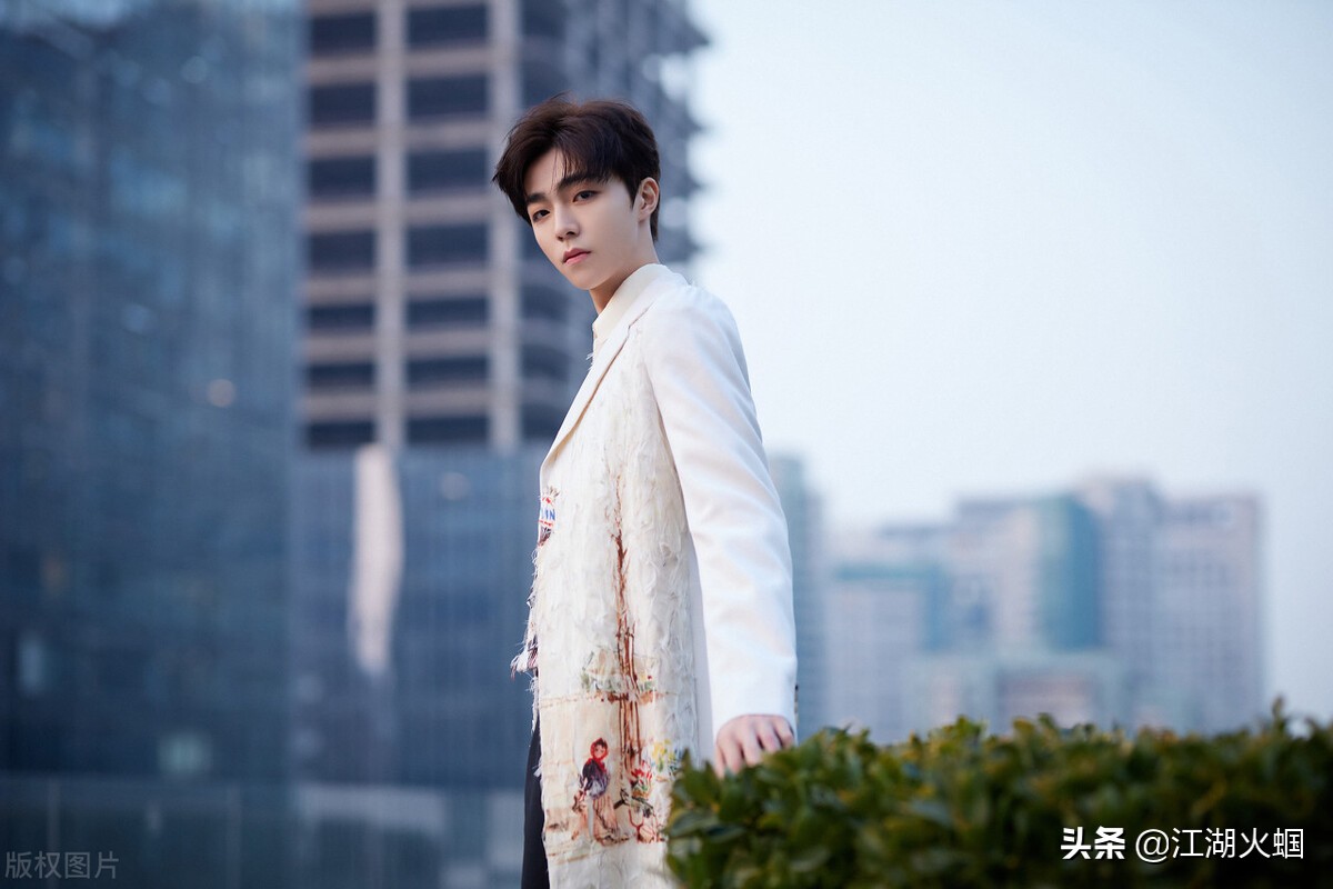 Gossip: Chen He Luo Yunxi Wu Qian Fan Chengcheng Zhou Dongyu Guo Biting ...