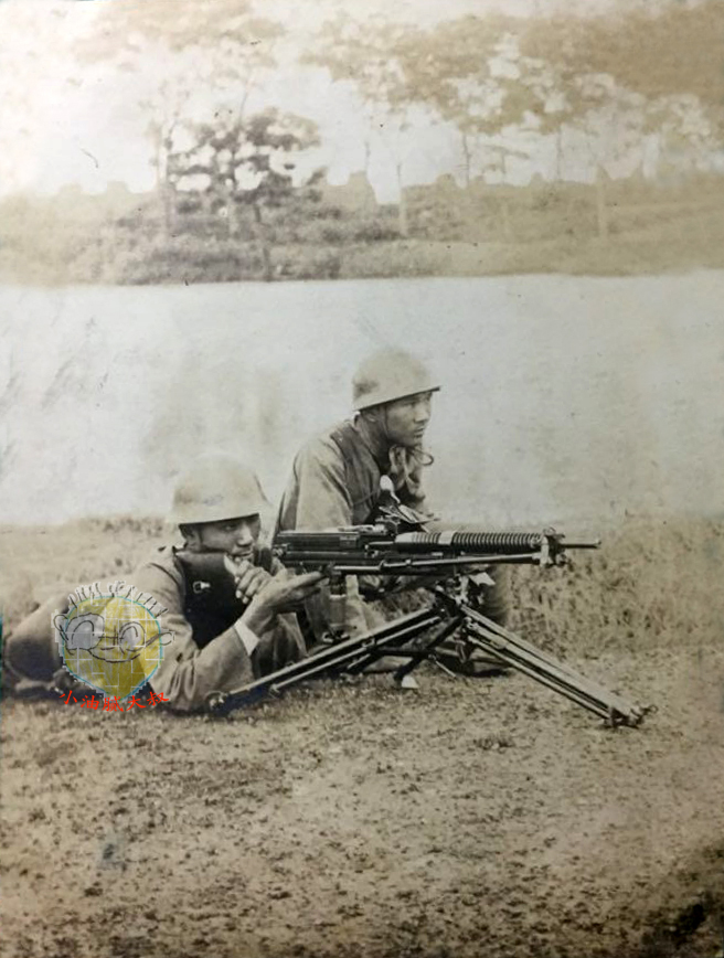 Those things about the crooked handle machine gun (2) Auxiliary ...