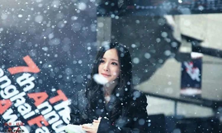 What Guo Jingming is talking about is not Yang Mi's skirt, but the ...