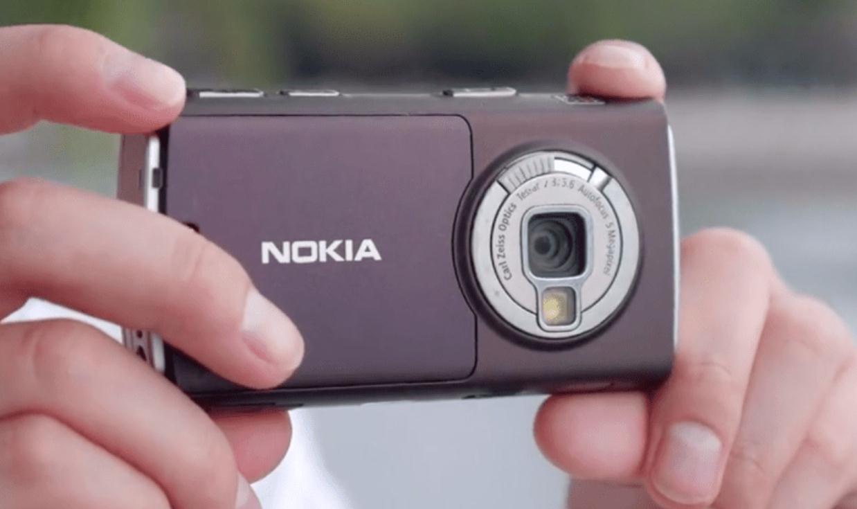 The Nokia N95 replica is now available, with almost zero bezels and a ...
