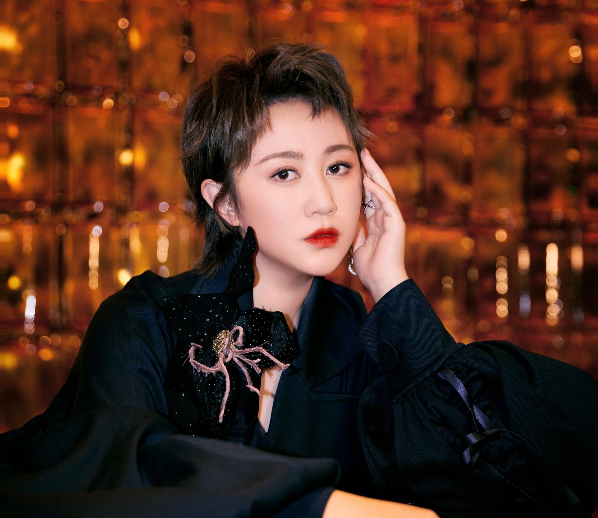 Acting in a bad one, without Shen Teng, Ma Li is completely "wrapped ...