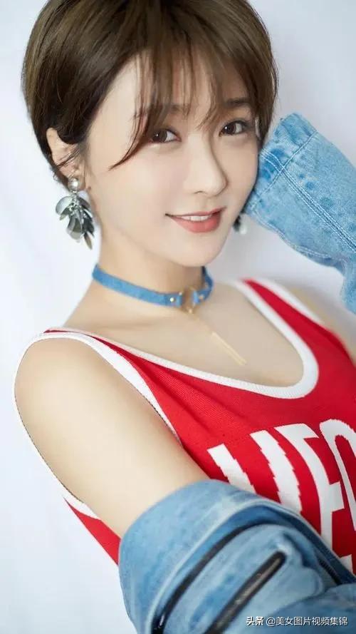 Chen Bing sexy photo gallery - iNEWS