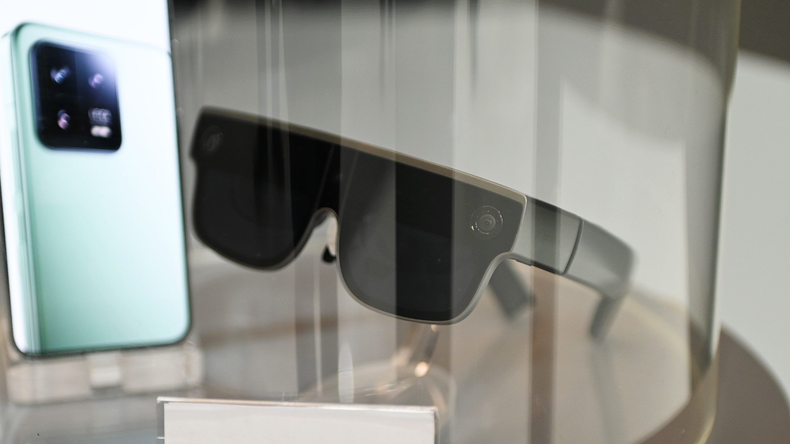 Xiaomi unveils prototype AR glasses that pair with phones with one ...