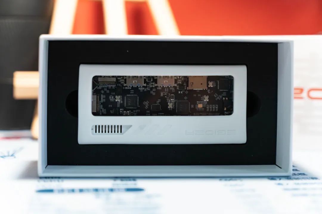 One is enough! Yize Exploration C plan full-featured expansion dock ...