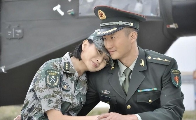 The most beautiful military actress Hou Mengsha: rose to prominence in ...