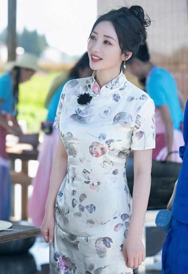 What! Yin Xiaotian and Liu Yan met their parents! Is it good news? - iNEWS