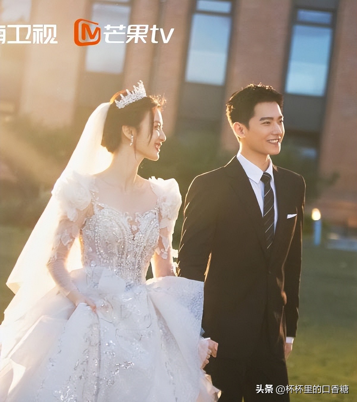 CP height difference! Gong Jun hugs Reba easily, Ren Min hugs Xiao Zhan ...