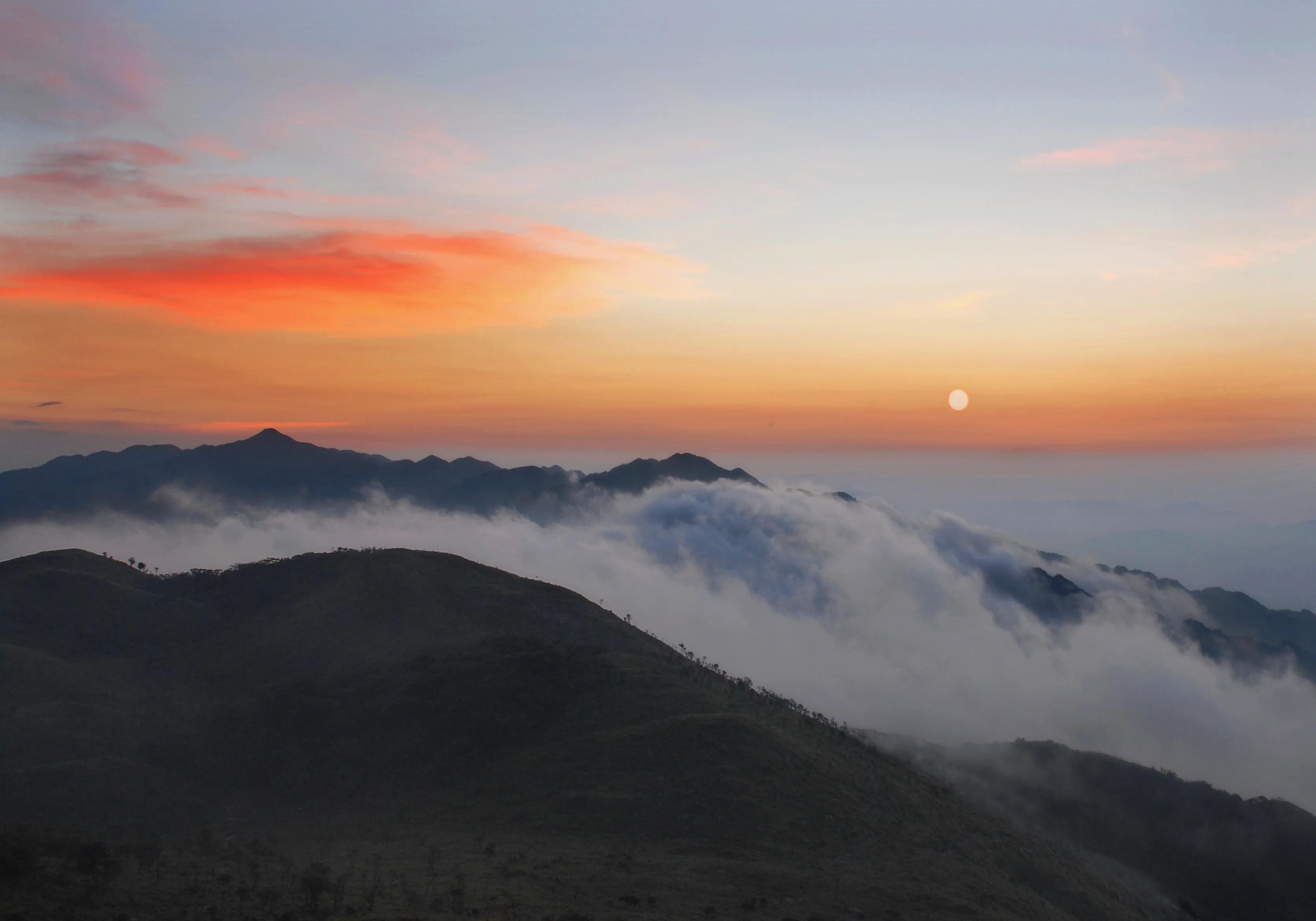 Guidong Ballad - iNEWS