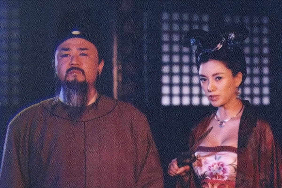 Hong Kong busty actress Peng Dan: With outstanding figure, there are ...