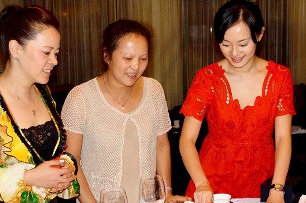 Sun Li: The stepmother Huang Yuling she hated back then worked to ...