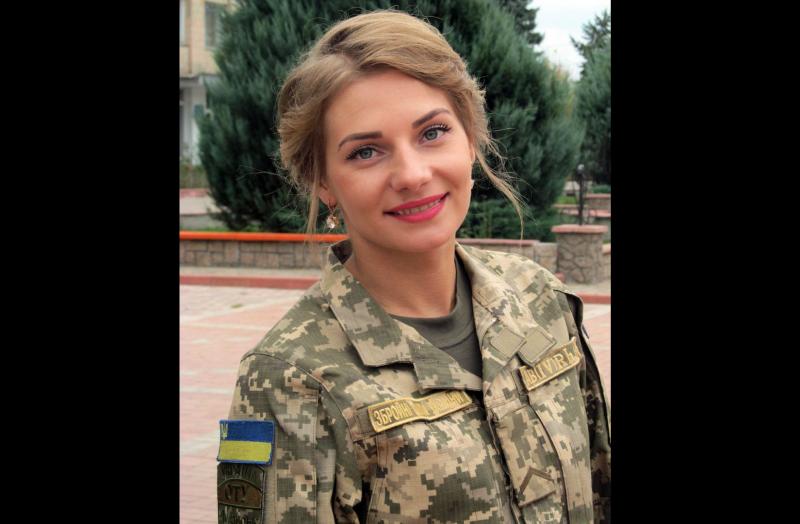 Ukraine's first female fighter pilot killed in battle with Russia? - iNEWS