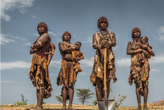 70,000 years ago, there were only 2,000 people on the earth. Humanity ...