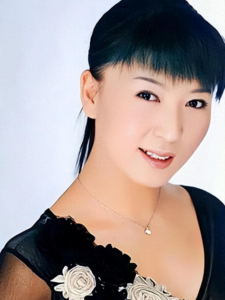 National first-class actor "Yan Xuejing" ignored her family's ...