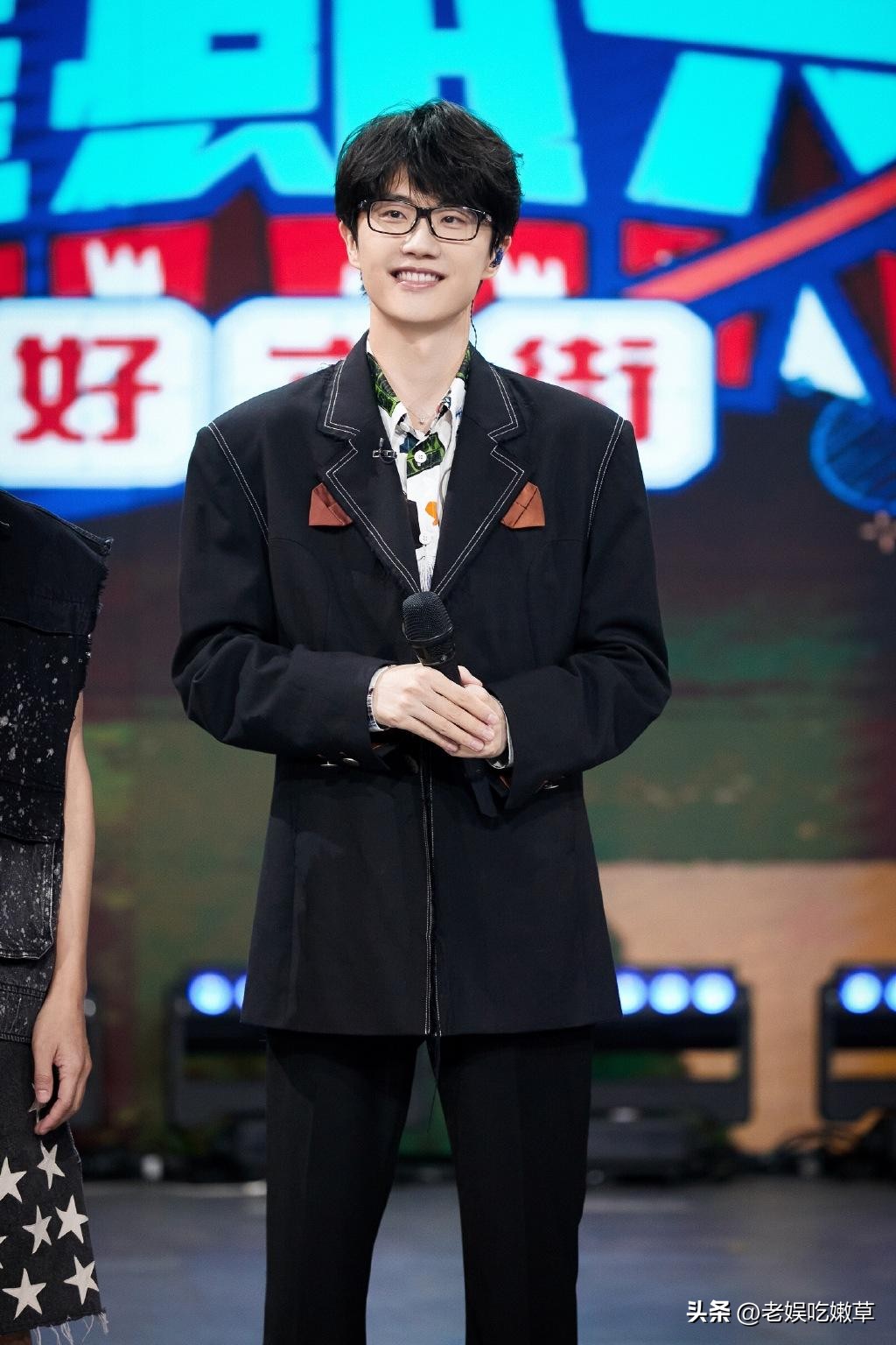 "Outdated singer" Xu Song: A person who can continue Yue Fei's words ...