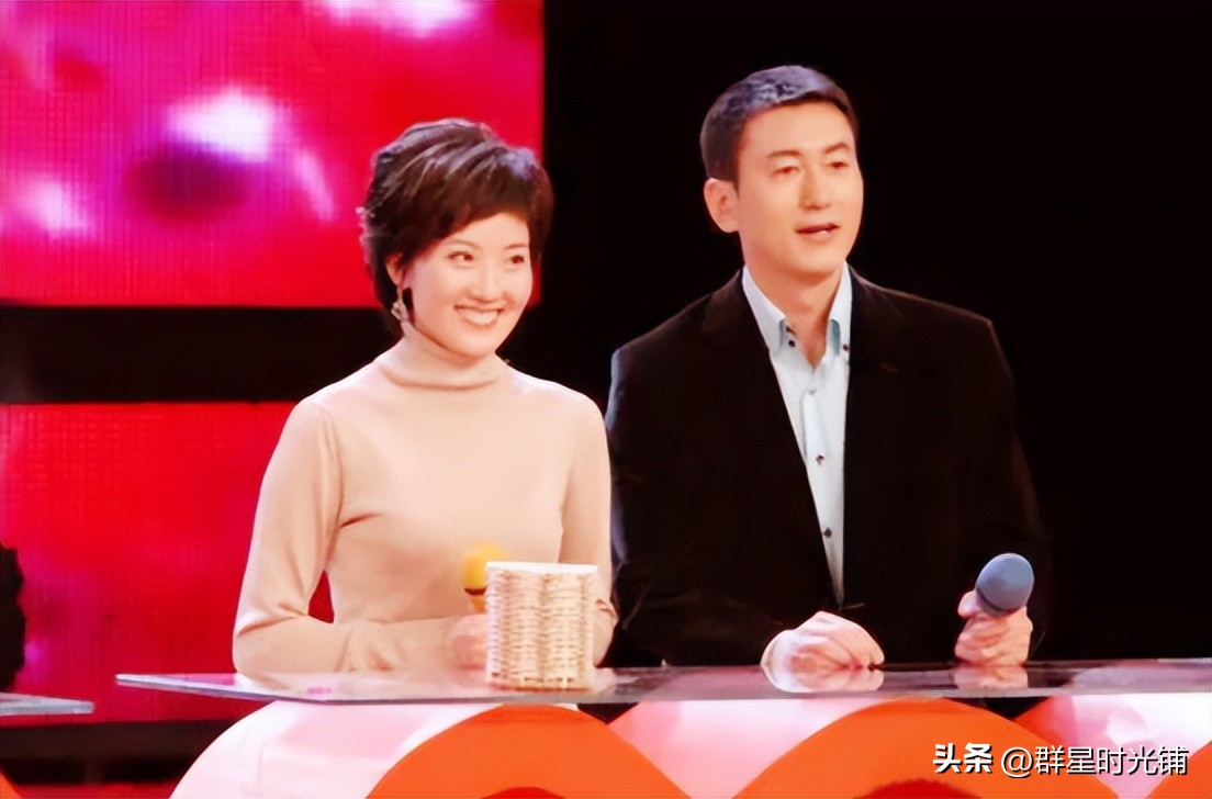 CCTV host Lu Jian: 50-year-old won the Golden Voice Award, side by side ...
