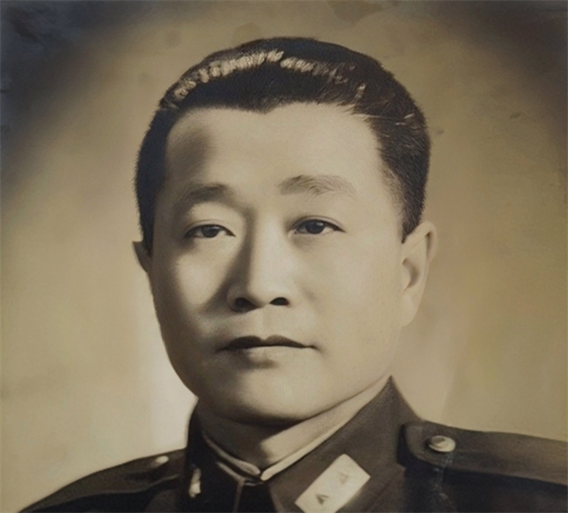 In 1962, when Du Yuming participated in the National Day, he saw a ...